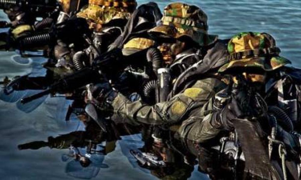 Η επιχείρηση της ΜΥΚ στα Δυρράχειο της Αλβανίας το 1997 – Η πλέον ...