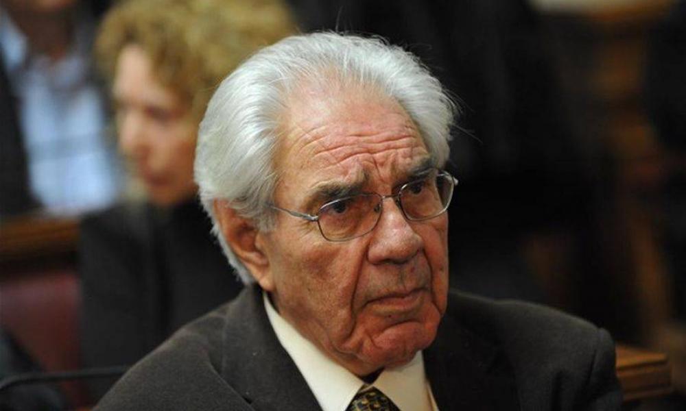 Γιώργος Κασιμάτης: Πολιτικό-ακαδημαϊκό κατεστημένο κατώτερο των ...