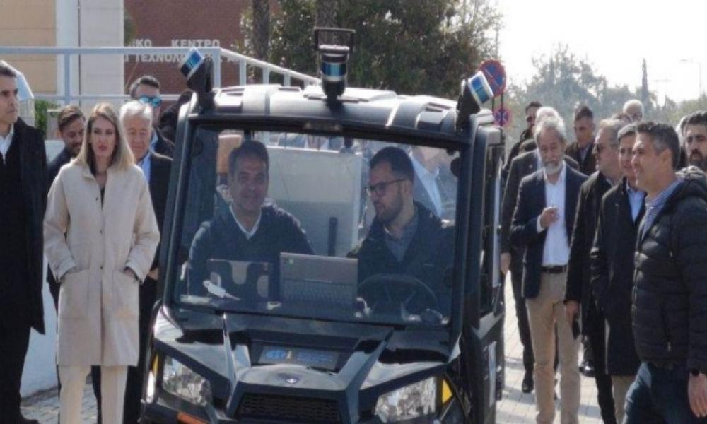 Θεσσαλονίκη: Επίσκεψη Μητσοτάκη στο ΕΚΕΤΑ - Βόλτες με αυτόνομο ...