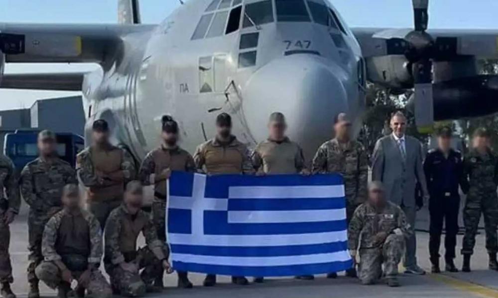 Προσγειώθηκε στην Ελευσίνα το C-130 με 13 τραυματίες ενώ απογειώνεται ...