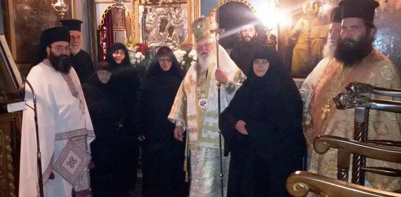 ΝΕΑ ΗΓΟΥΜΕΝΗ ΣΤΗΝ ΙΕΡΑ ΜΟΝΗ ΕΠΑΝΩ ΧΡΕΠΑΣ ΤΗΣ ΙΕΡΑΣ ΜΗΤΡΟΠΟΛΕΩΣ ...