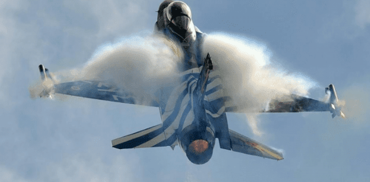 Το μήνυμα του πιλότου του F-16 που συγκλόνισε τη Θεσσαλονίκη! (βίντεο ...