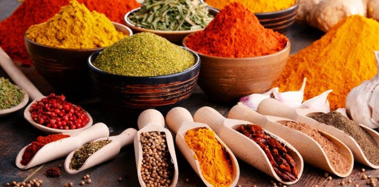 Το «θαυματουργό» μπαχαρικό που «καίει» το λίπος - Πώς μπορεί να αξιοποιηθεί… στην πράξη ...