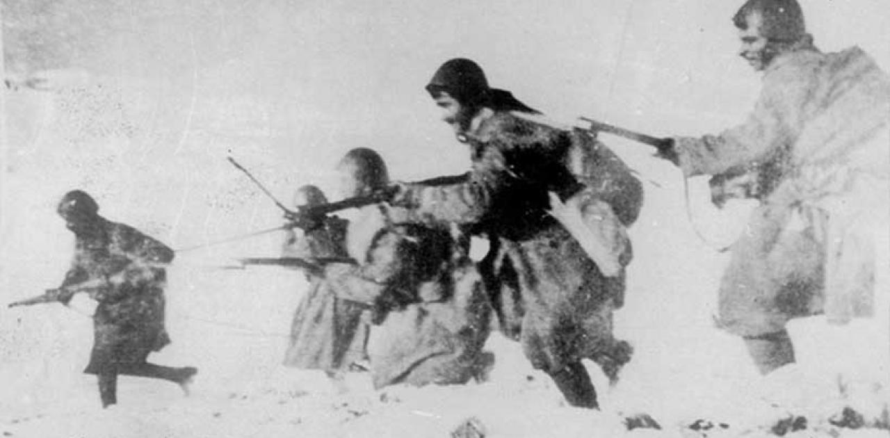 «Αέρα» – Η ιστορία της πολεμικής ιαχής των ηρώων του 1940 | Pentapostagma