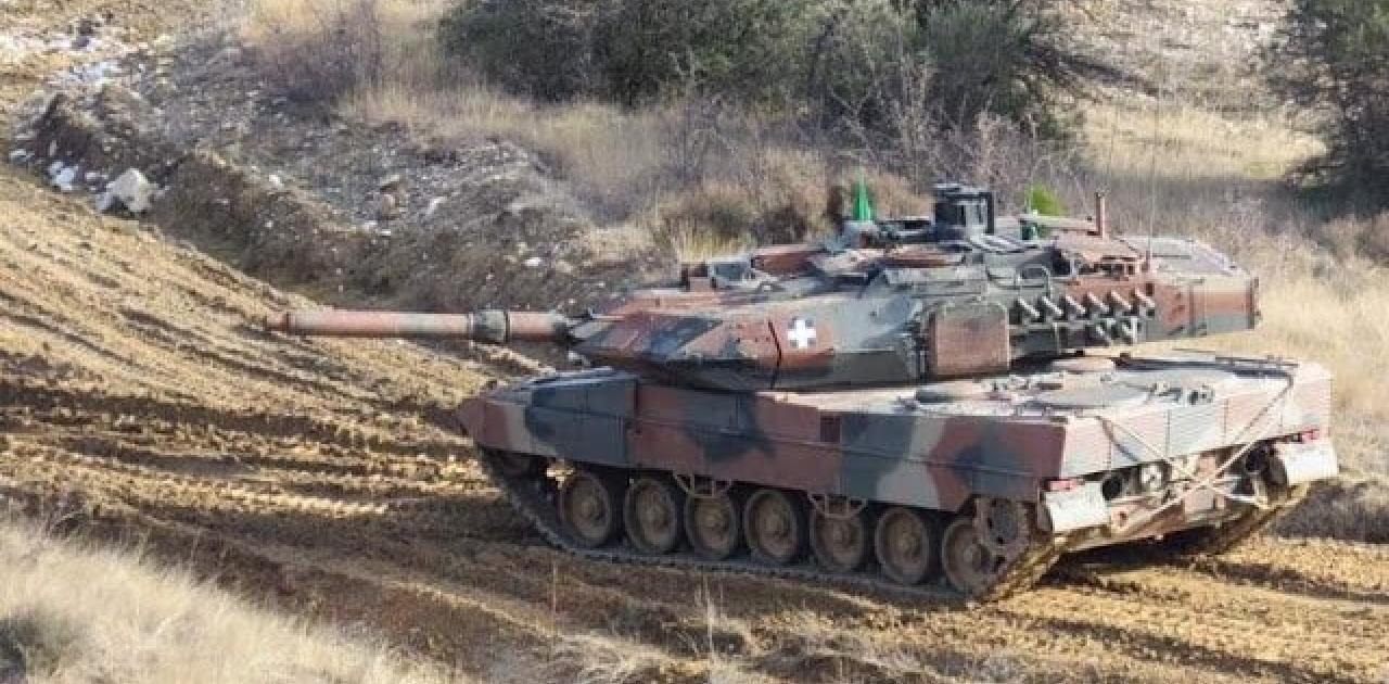 Νέο επίτευγμα για το Τεχνικό Σώμα, Leopard 2HEL με πυροβόλο των 105 ...