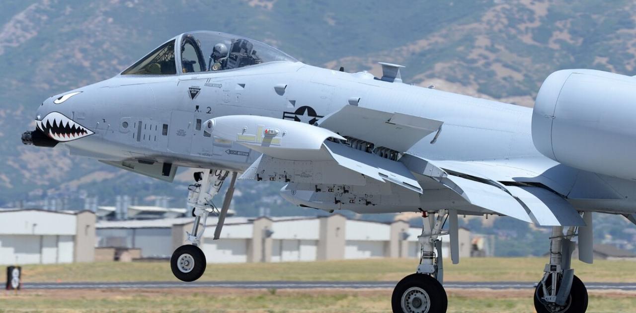 Global Hawk, A-10 Warthog, ιπτάμενα τάνκερ και C-130H για την Πολεμική ...