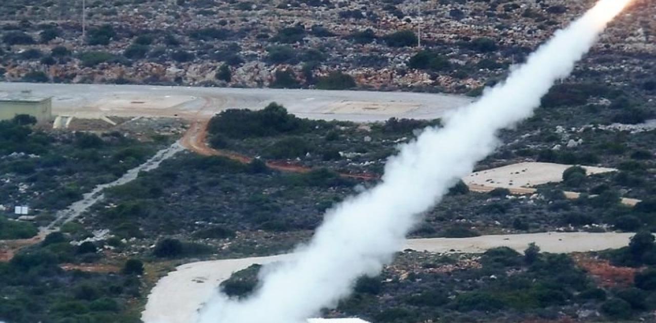 Πεδίο Βολής Κρήτης: Εντυπωσιακές εικόνες από τη ρίψη Πάτριοτ ...