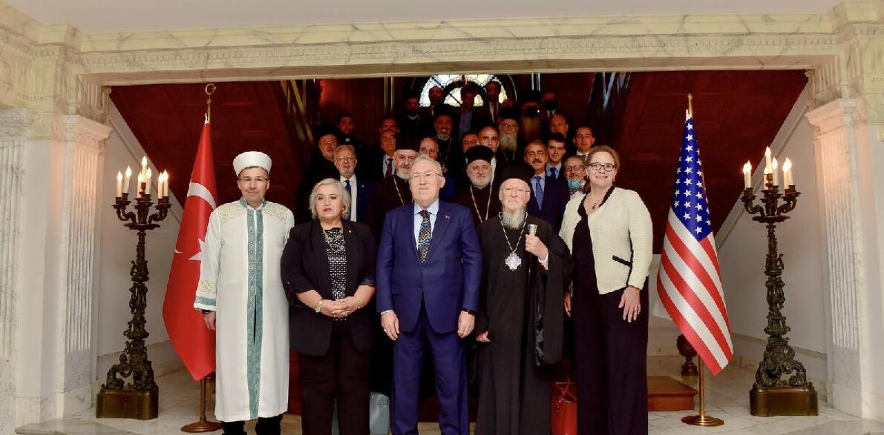 Με περηφάνια στην πρεσβεία της Τουρκίας στις ΗΠΑ ο Βαρθολομαίος ...