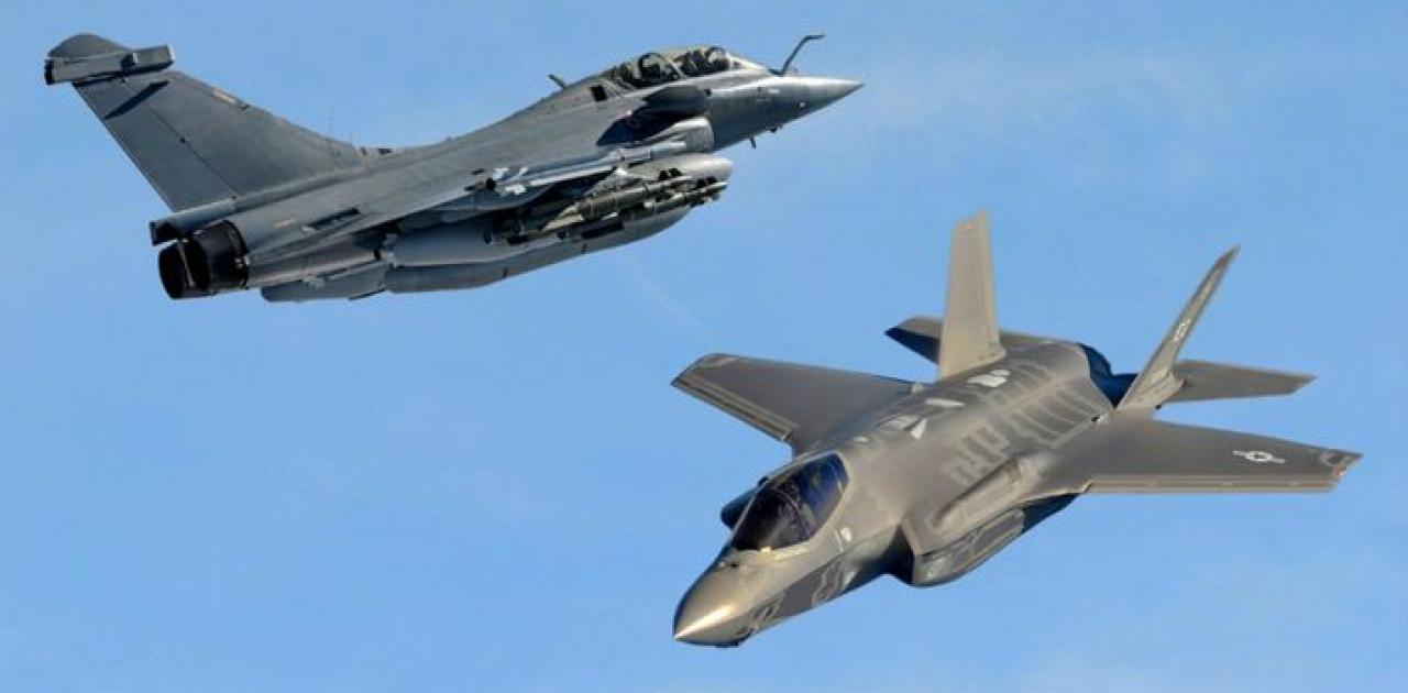 Rafale vs F-35: το απόλυτο γαλλικό μαχητικό τα βάζει με το αμερικανικό ...