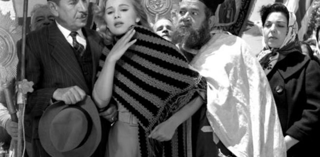 Θεοφάνεια της Finos Films με Μανταλένα (Βίντεο) | Pentapostagma