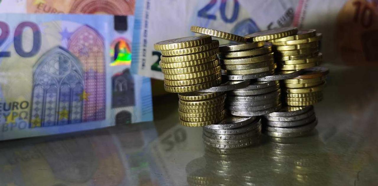 Συντάξεις Μαρτίου: Νωρίτερα η καταβολή- Πότε θα γίνουν οι πληρωμές από ...
