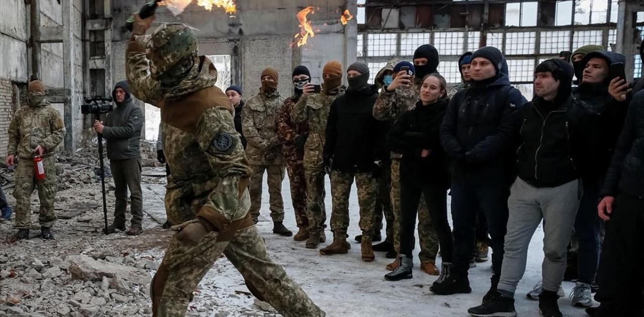Αυτές είναι οι τακτικές του Ταγματος Αζοφ στην Μαριούπολη | Pentapostagma