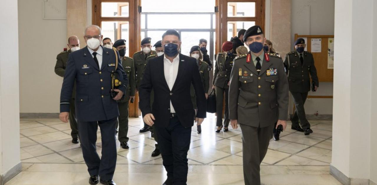 Επισκέψεις Χαρδαλιά σε 414 Στρατιωτικό Νοσοκομείο Ειδικών Νοσημάτων ...