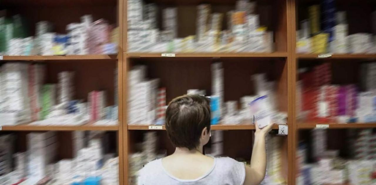 ΕΟΠΥΥ: Δεκτές στα φαρμακεία μόνο οι ηλεκτρονικές συνταγές | Pentapostagma