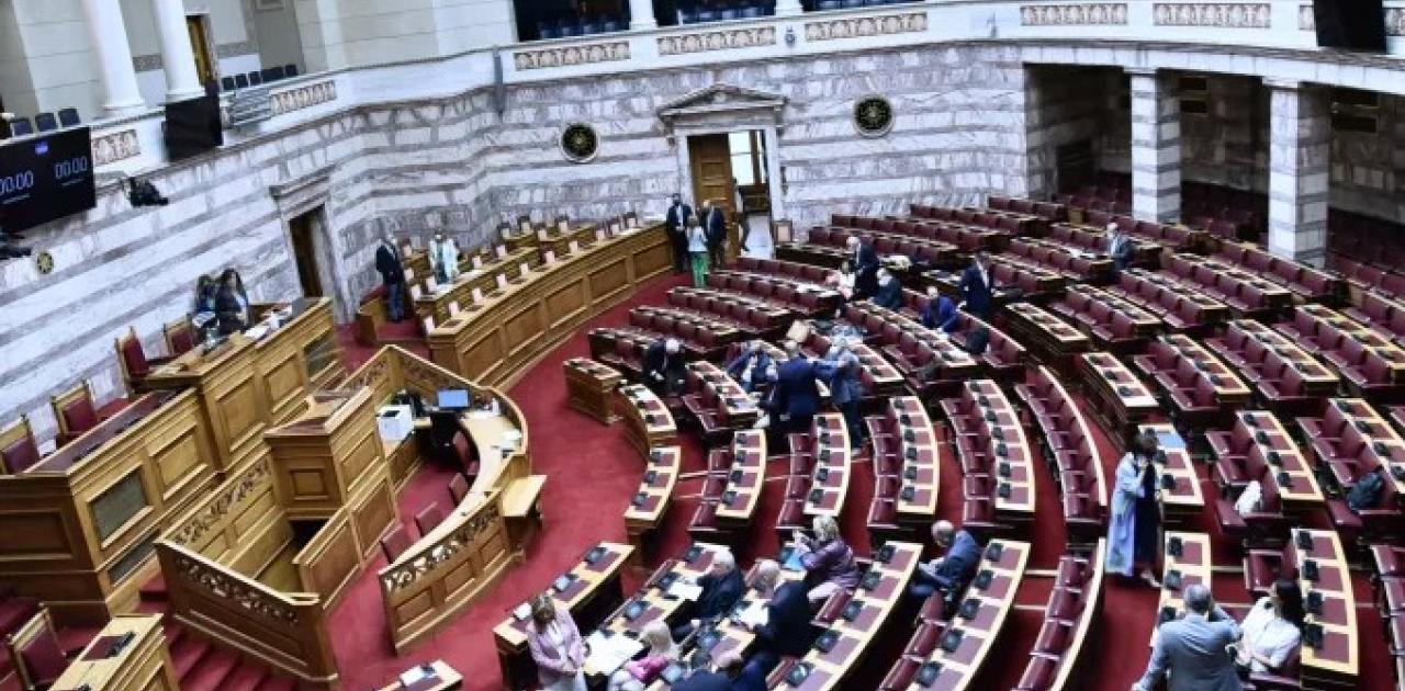 Στη Βουλή αύριο ο... 2ος γύρος για τις παρακολουθήσεις - Η διαδικασία | Pentapostagma