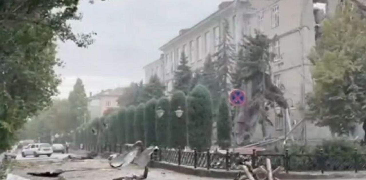 Χτύπησαν με πέντε πυραύλους οι Ουκρανοί την έδρα της ρωσικής ελίτ στην ...