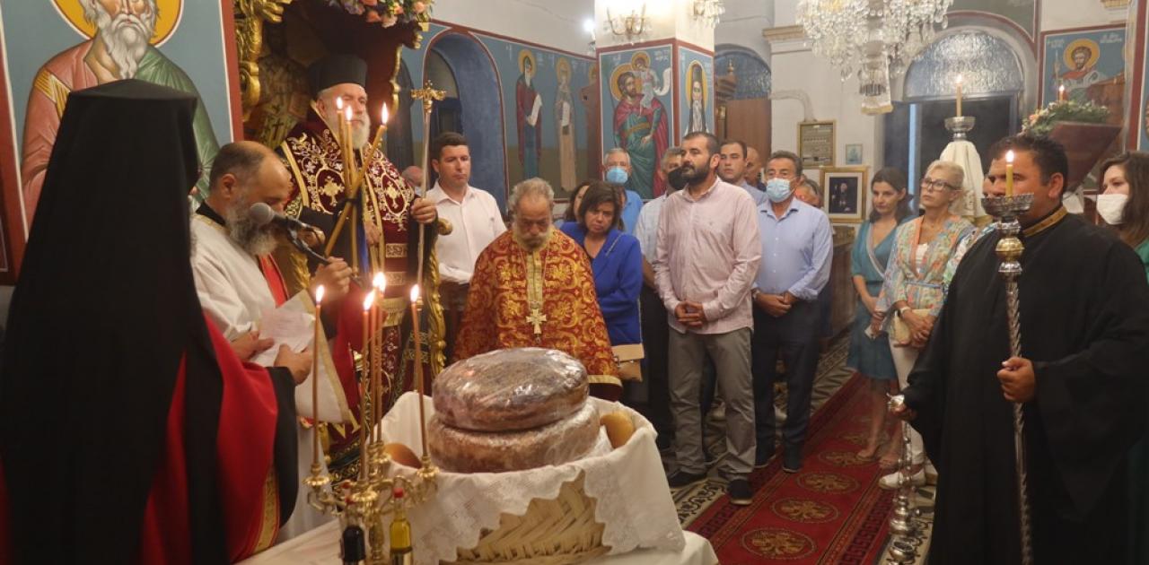 Μητρόπολη Σύρου: Η Εορτή της Αγίας Σοφίας στο Άνω Γαύριο της Άνδρου ...