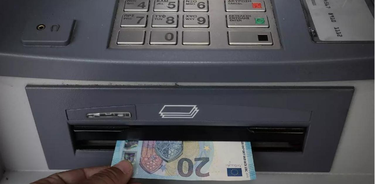 Ξεκινούν σήμερα οι πληρωμές για τα επιδόματα ΟΠΕΚΑ | Pentapostagma