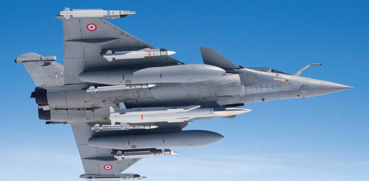 Rafale: Τρομερό μαχητικό καταστροφής - Φέρει τον πύραυλο ASMP-A που ...