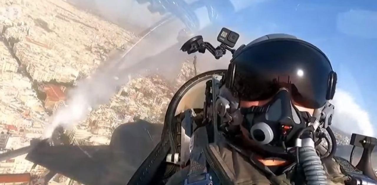 Συγκλόνισε το μήνυμα του πιλότου της ομάδας «Ζευς»: Είμαστε και θα ...