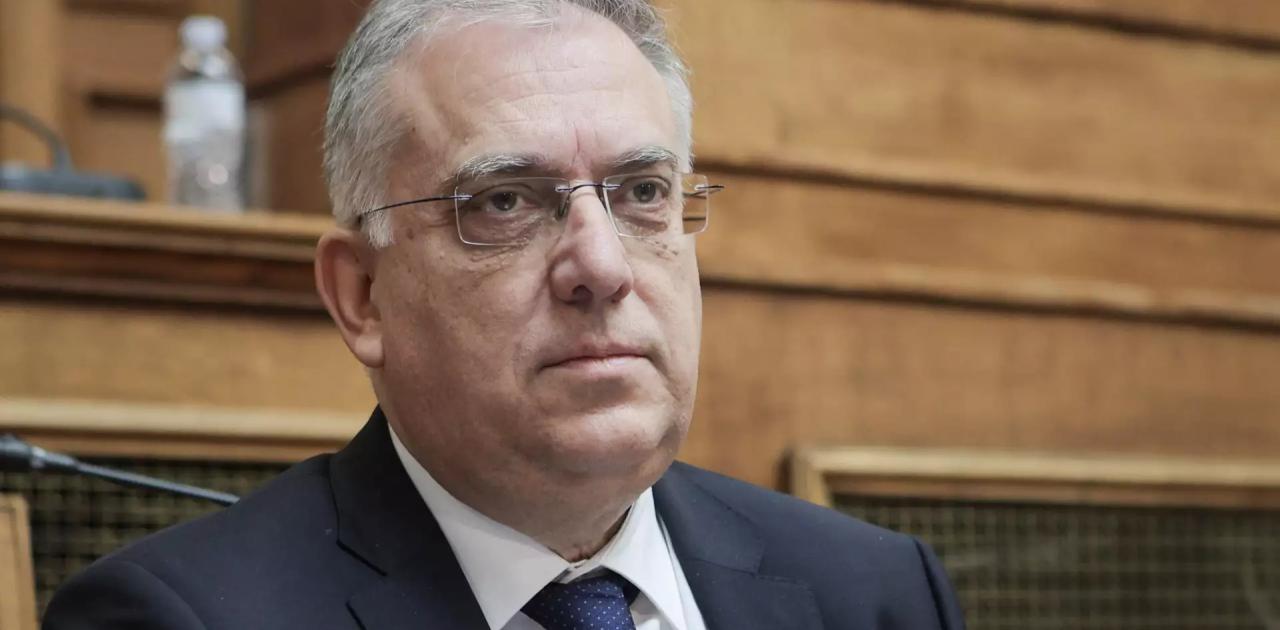 Θεοδωρικάκος για τον φράχτη: Όσοι έχουν αντιρρήσεις, να πάνε μια βόλτα ...