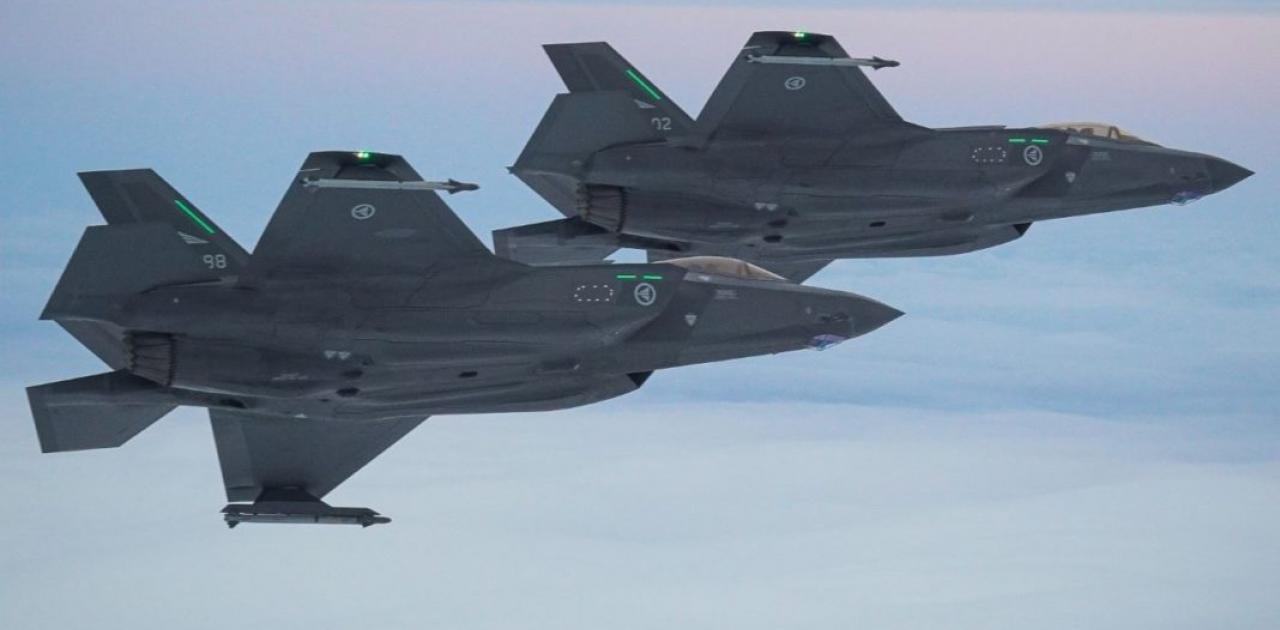 Su-57 fighter jets are actively used in Ukraine - F-35A LIGHTNING II on Russian border patrol ...