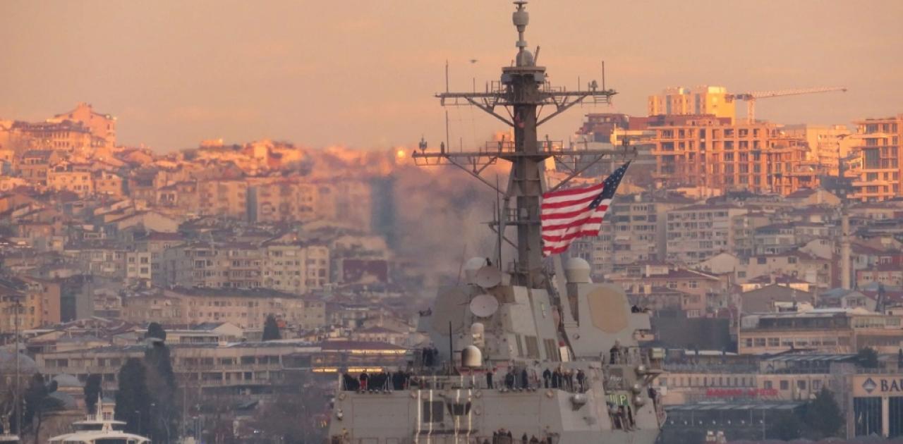 Τούρκος Ναύαρχος: “Οι ΗΠΑ ανήρτησαν επίτηδες σε πλοίο τους μια τεράστια ...
