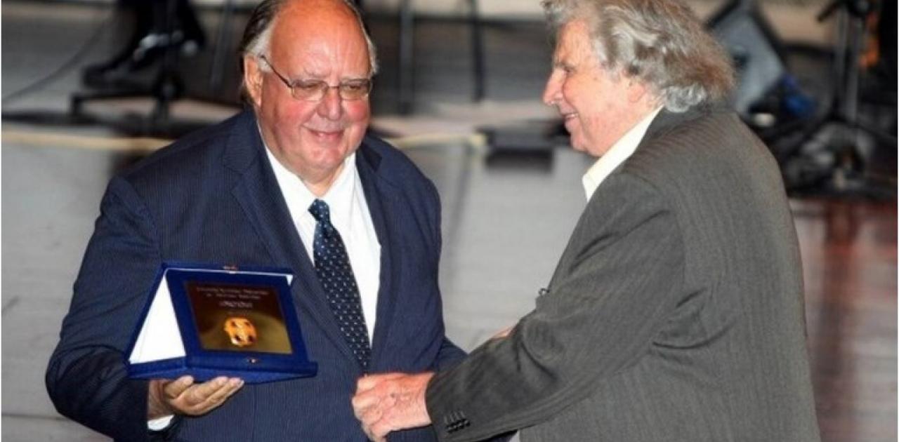 Η συγκλονιστική ανάρτησή του Πάγκαλου όταν έφυγε από τη ζωή ο Μίκης ...