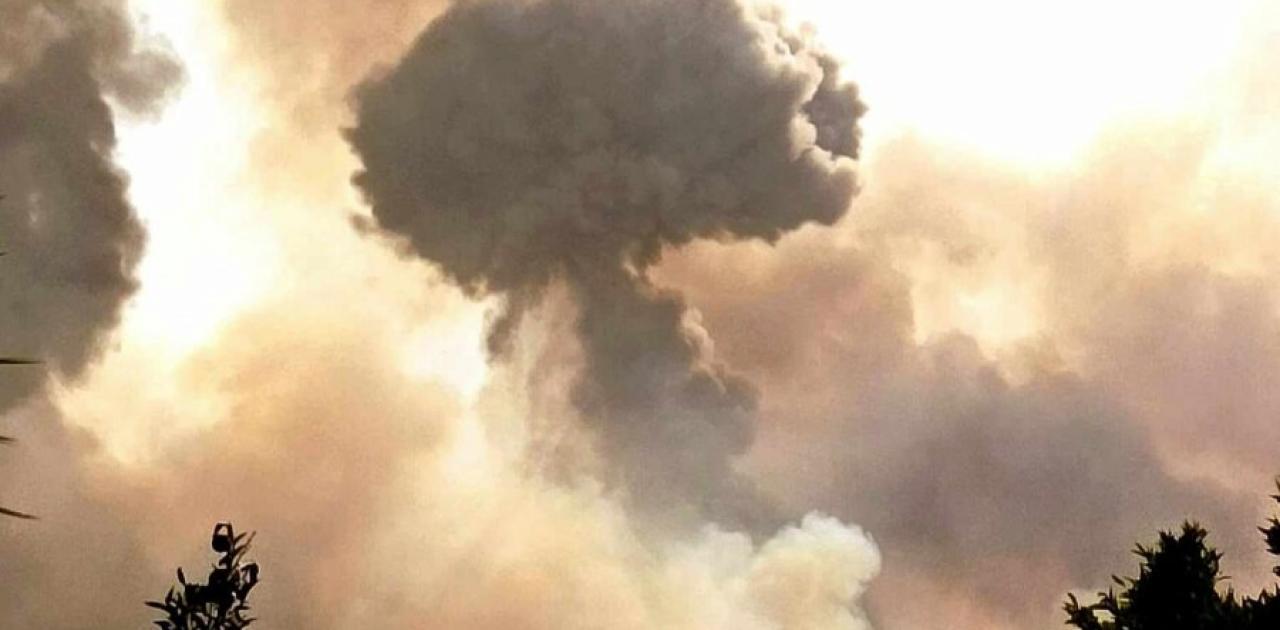 Εκρήξεις στην Νέα Αγχίαλο: Ξεκίνησε η επιχείρηση συλλογής θραυσμάτων ...