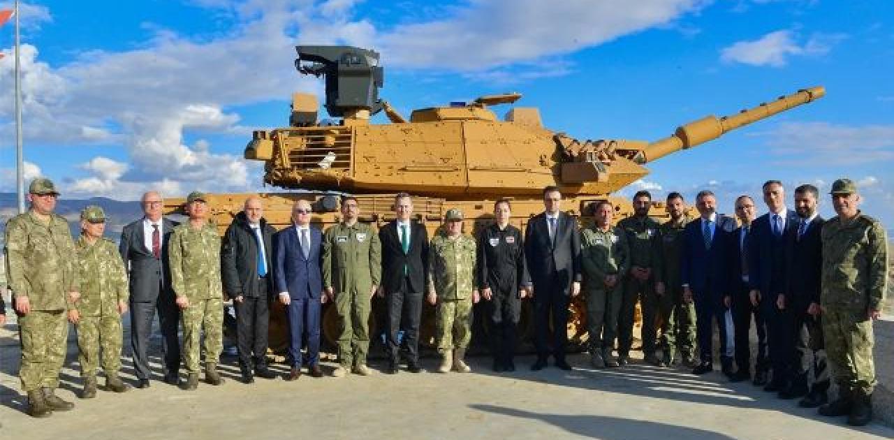Οι Τούρκοι ενισχύουν το αρματικό τους δυναμικό- Παρέλαβαν το πρώτο ...