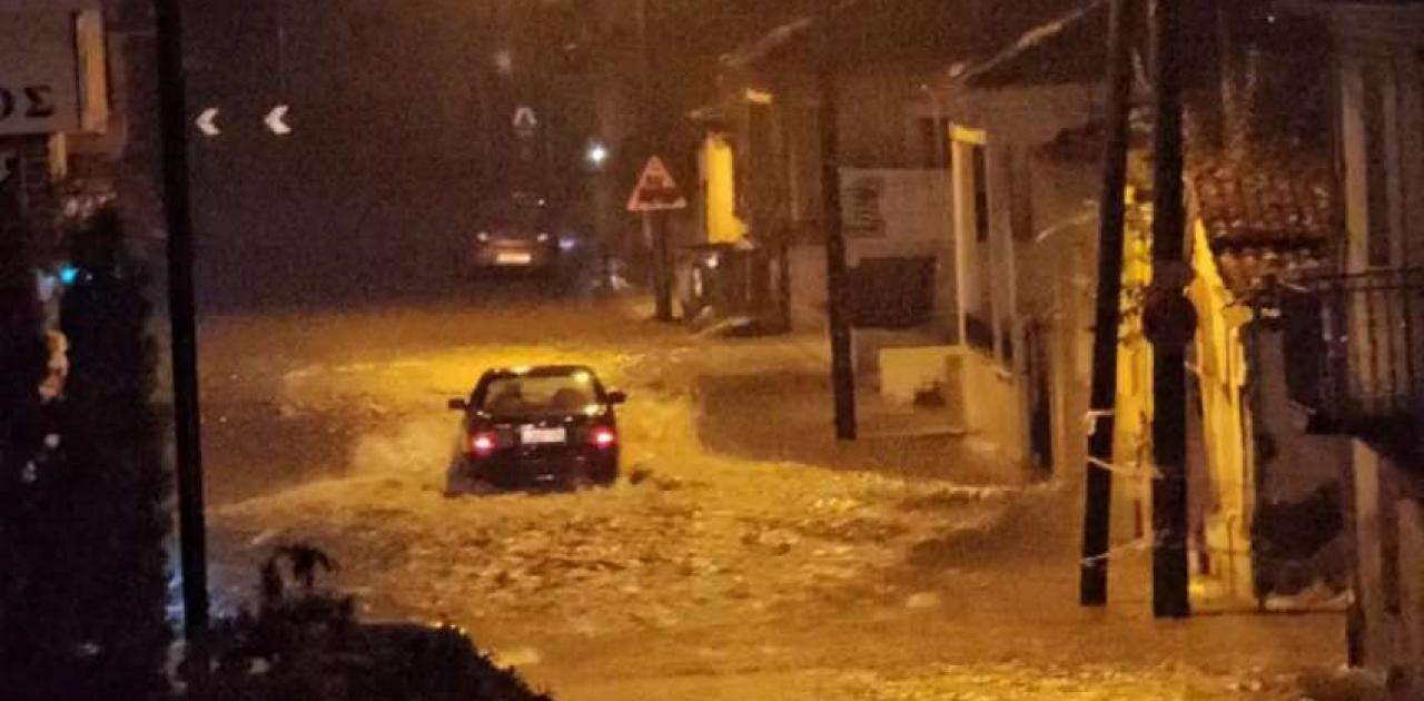 Κακοκαιρία: Επικαιροποιήθηκε το έκτακτο δελτίο της ΕΜΥ - Βούλιαξε από ...