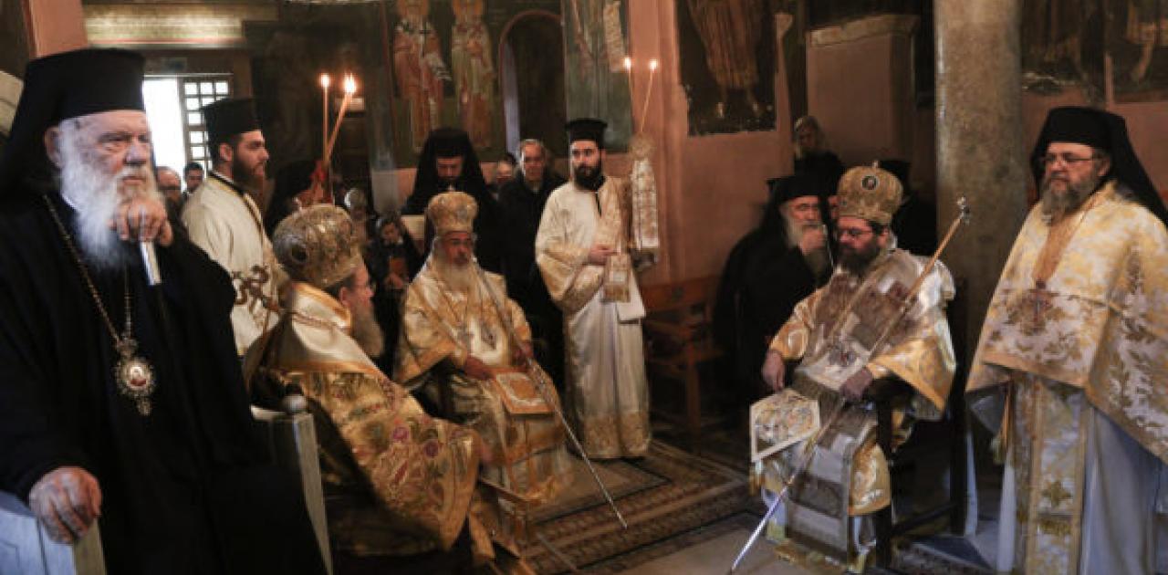 Η Κυριακή της Ορθοδοξίας στη Μονή Πετράκη για πρώτη φορά μετά από ...