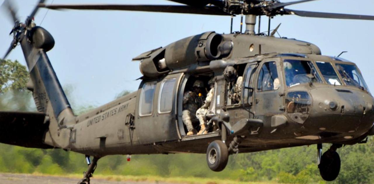 Σειρά παίρνει η σύμβαση για τα Black Hawk-Ήρθε το Τρίτο ελικόπτερο MH ...