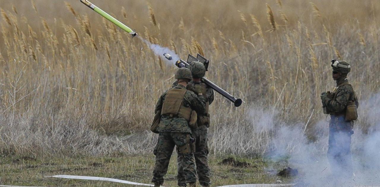 Politico: Ελλάδα και Ισπανία αρνούνται να στείλουν πυραύλους στην ...