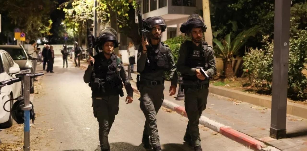 Πόλεμος στο Ισραήλ: Δεκαοκτάχρονη δέχθηκε επίθεση με μαχαίρι σε ...