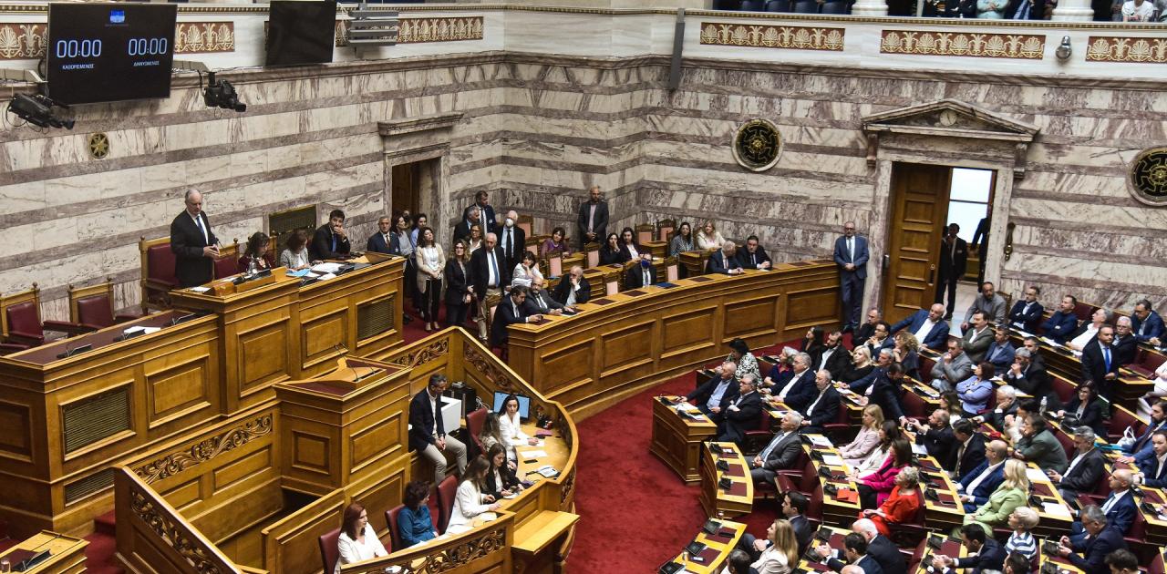 Βουλή: Κατατέθηκε το νομοσχέδιο για το μοντέλο ΔΕΗ στις ΔΕΚΟ και τη ...