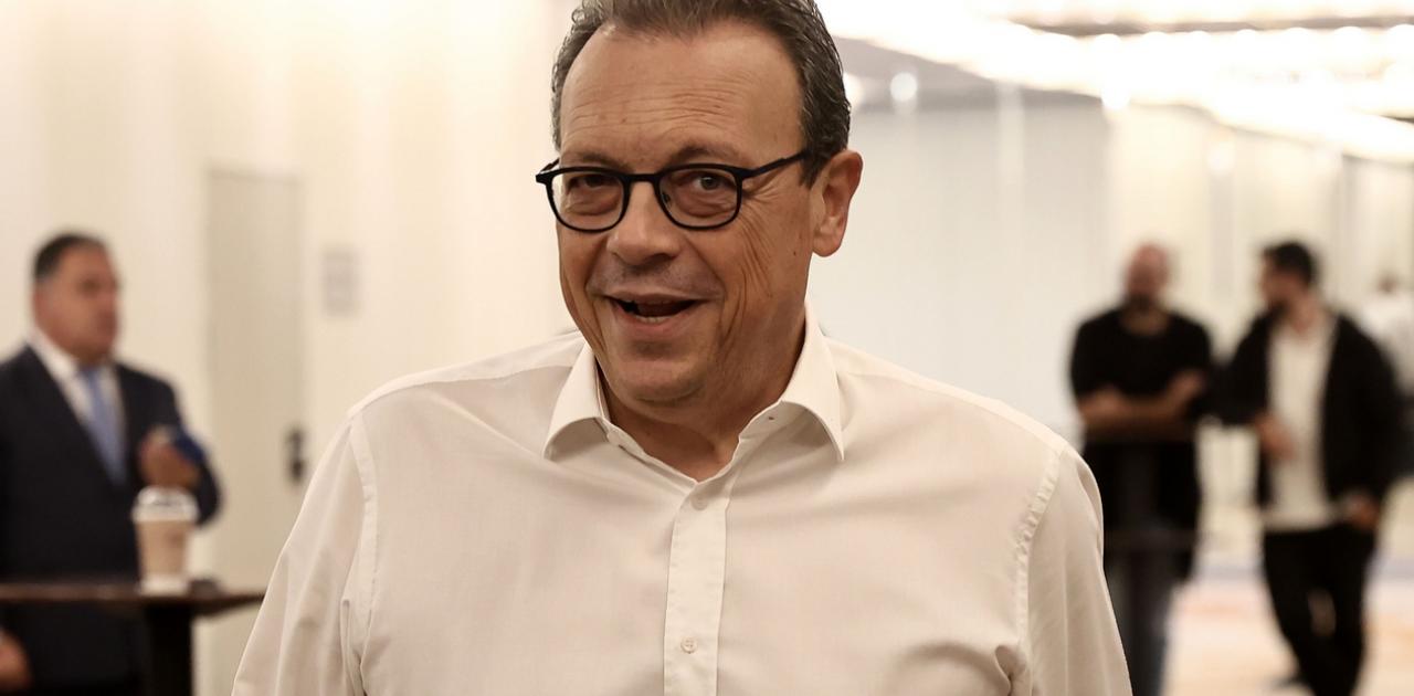 Φάμελλος: Δυνατότητα συζήτησης μεταξύ των προοδευτικών κομμάτων | Pentapostagma