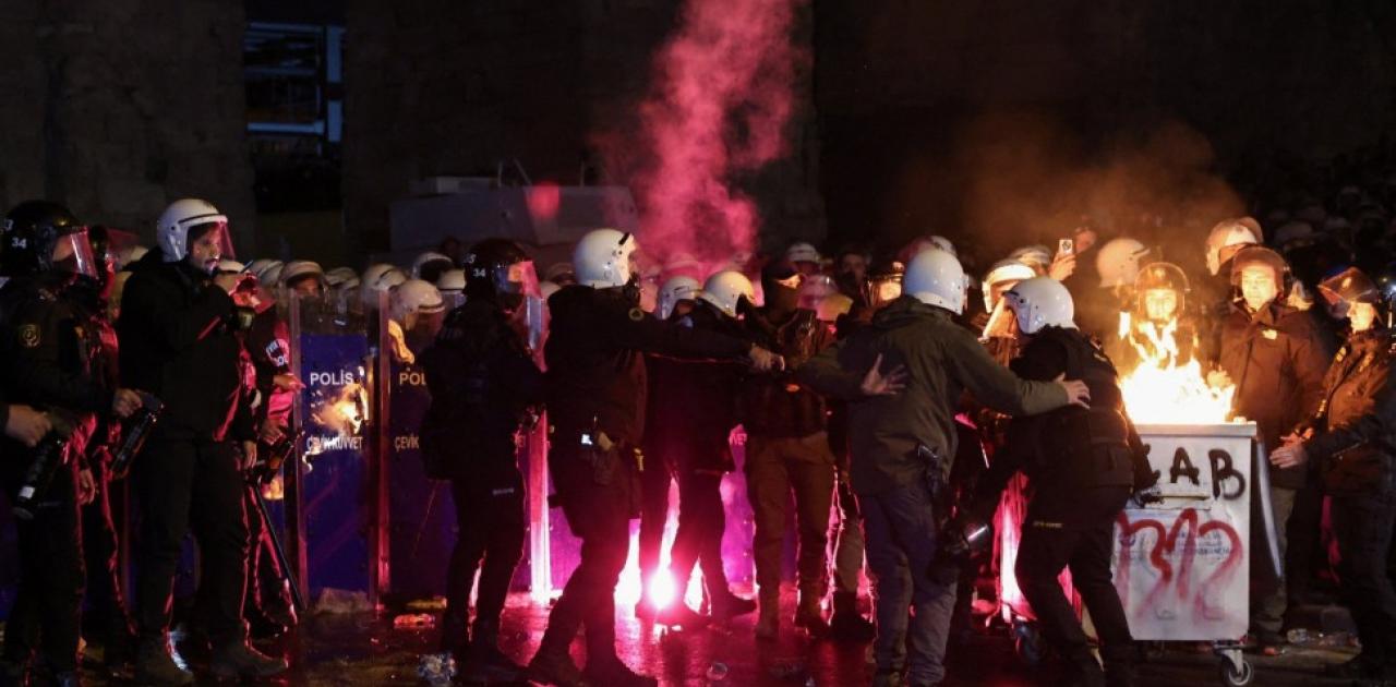 Πυροβολισμοί στο προξενείο του Ιράκ στην Κωνσταντινούπολη! Πάμε ...