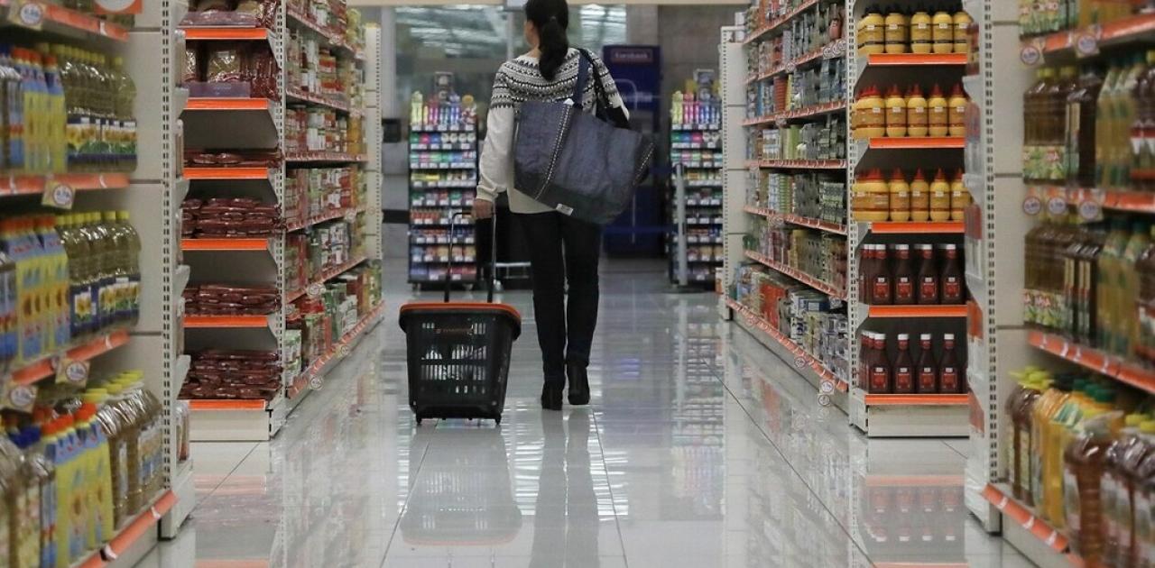 «Επιμένουμε ελληνικά»: Οι καταναλωτές προτιμούν εγχώρια και ιδιωτικής ...
