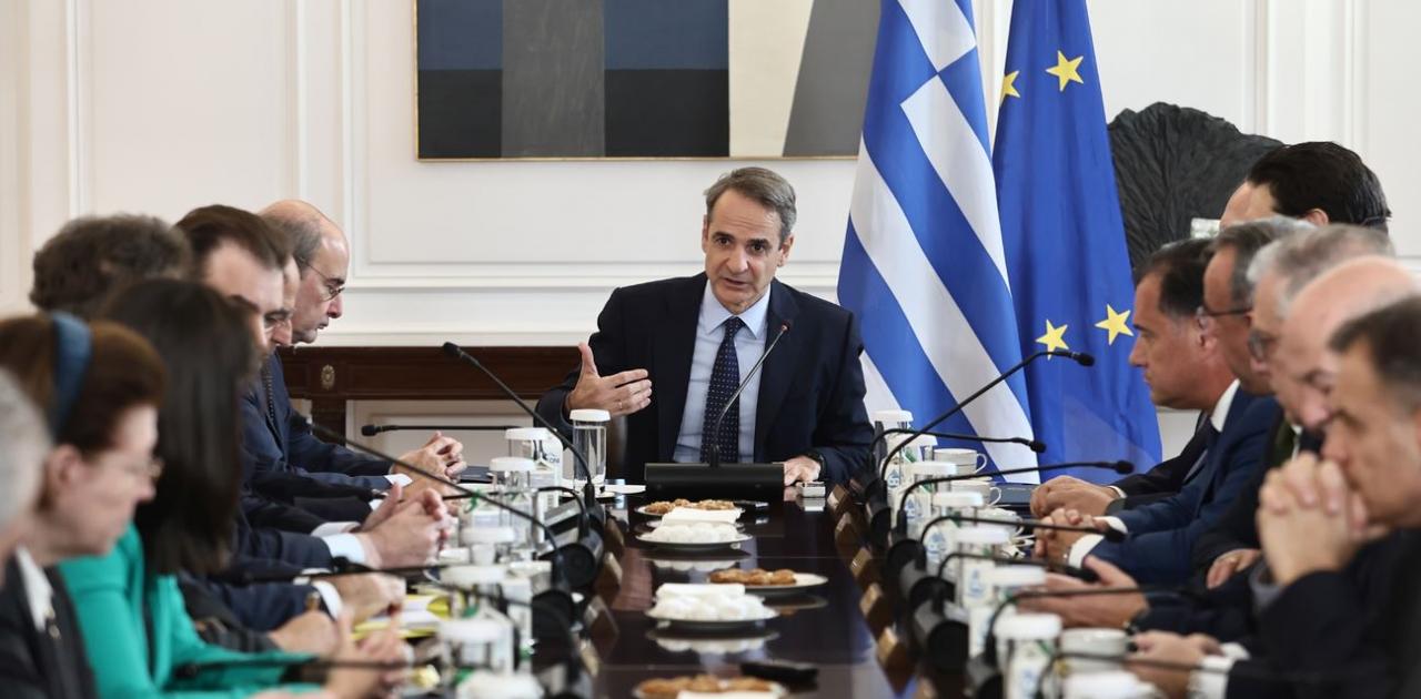 Υπουργικό Συμβούλιο: 20.000 προσλήψεις στο Δημόσιο για το 2026 – Έμφαση ...