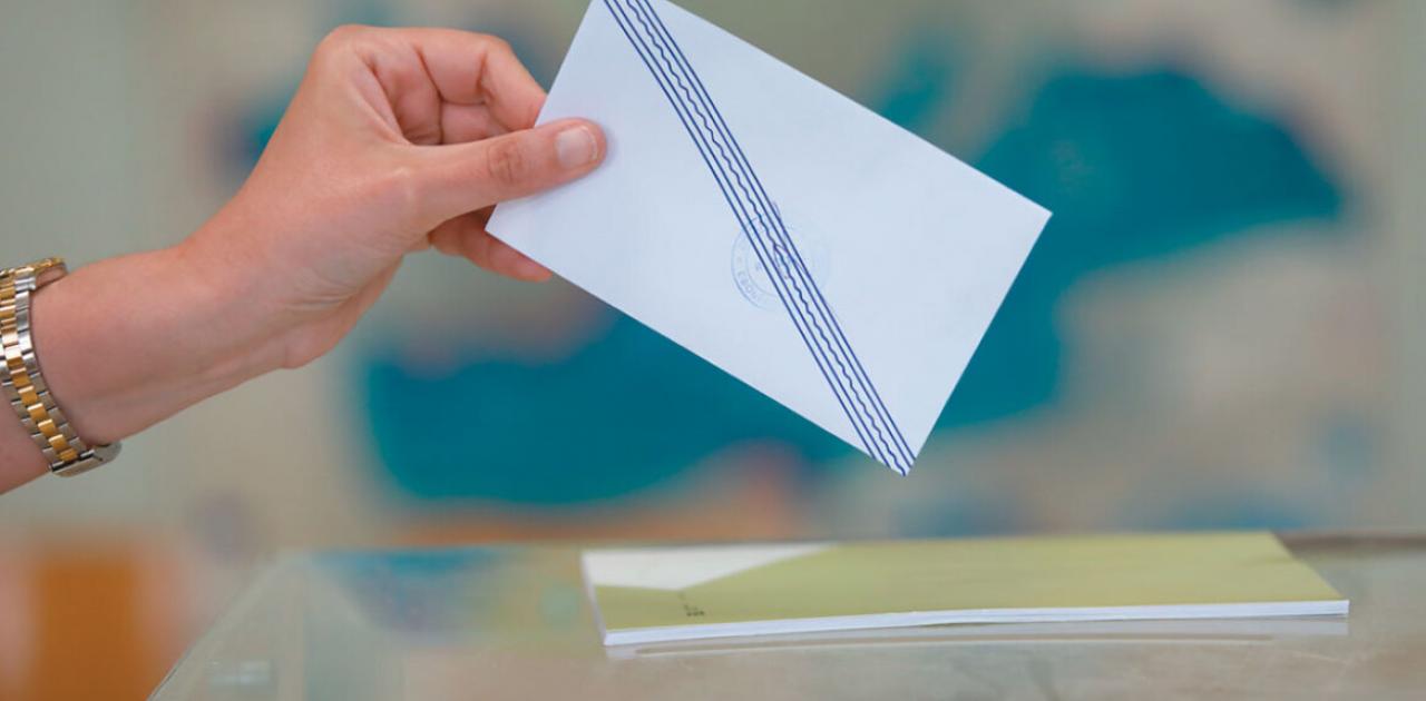 Δημοσκόπηση Interview: Ανάκαμψη για ΝΔ - Oριακά δεύτερο το ΠΑΣΟΚ | Pentapostagma