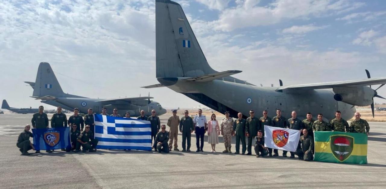 Μητσοτάκης: Ελληνικά αεροσκάφη ρίχνουν τόνους βοήθειας στη Γάζα ...