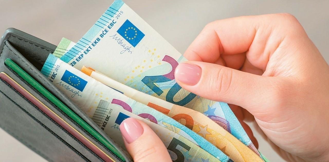 Σοκ και τρόμος από την προειδοποίηση της ΕΚΤ! Κρατήστε μετρητά στο ...