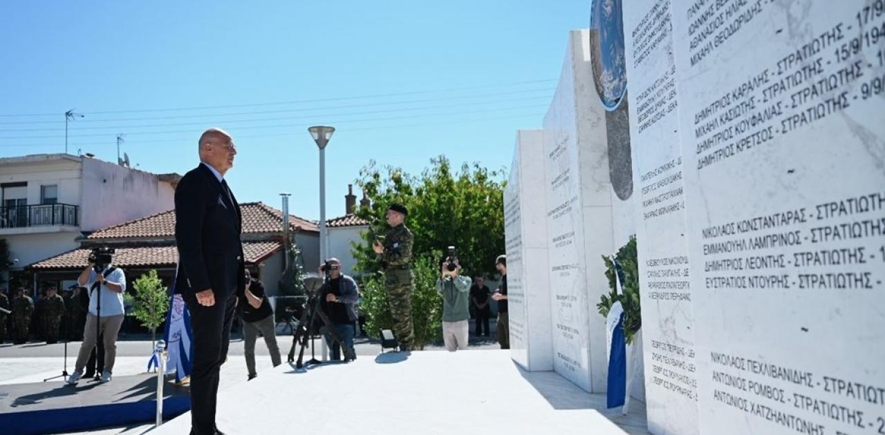 Ο Δένδιας στην Καβύλη Ορεστιάδας για την τελετή αποκαλυπτηρίων του ...