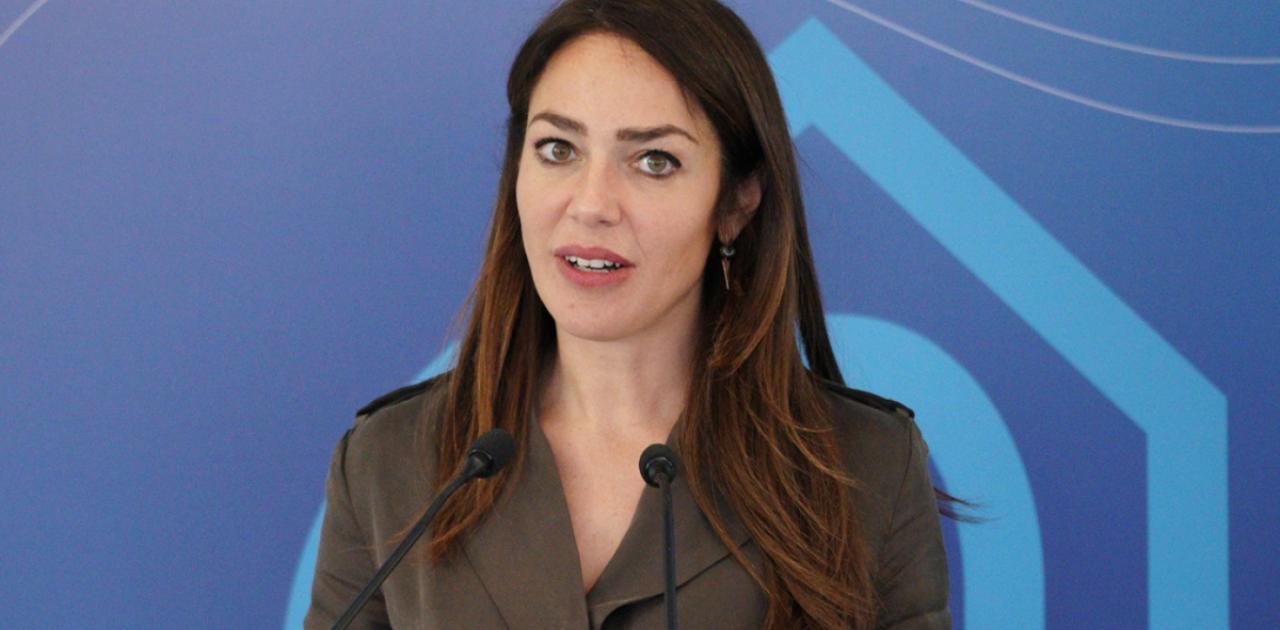 Μιχαηλίδου: «Ισοβιότητα αποκτούν οι τρίτεκνοι γονείς» | Pentapostagma