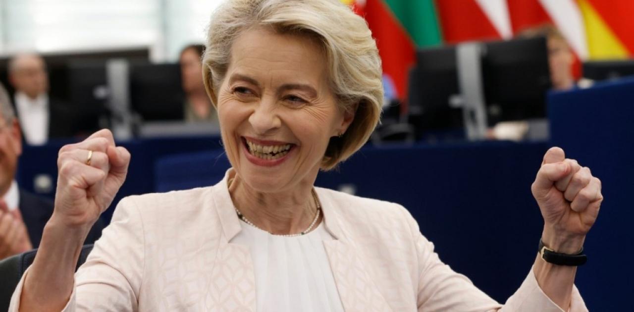 Σκάνδαλο! Ο κοσμάκης πεινάει και οι Ευρωκράτες αυτο-επιβραβεύονται με ...