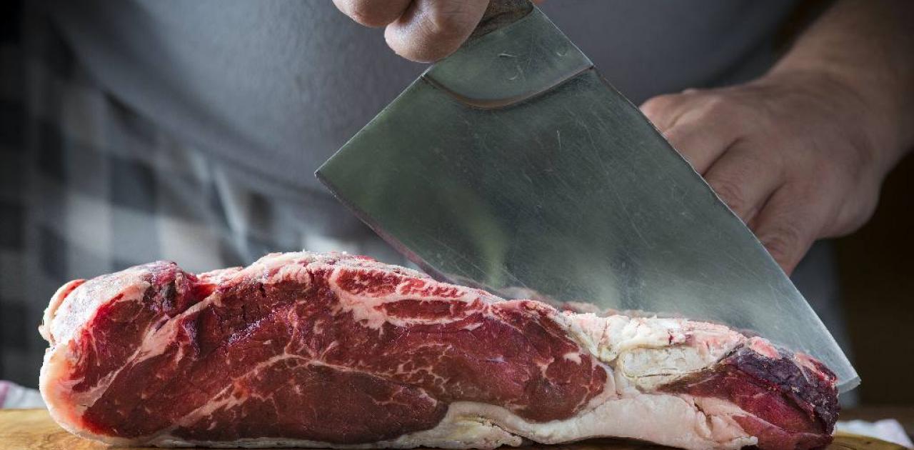 Το κρέας γίνεται είδος πολυτελείας: Η τιμή του μοσχαριού εκτοξεύτηκε κατά 55% σε δύο χρόνια ...