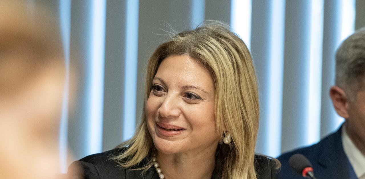 Πυρ ομαδόν κατά της Καρυστιανού! Η δήλωση της για τις αμβλώσεις "τίναξε ...