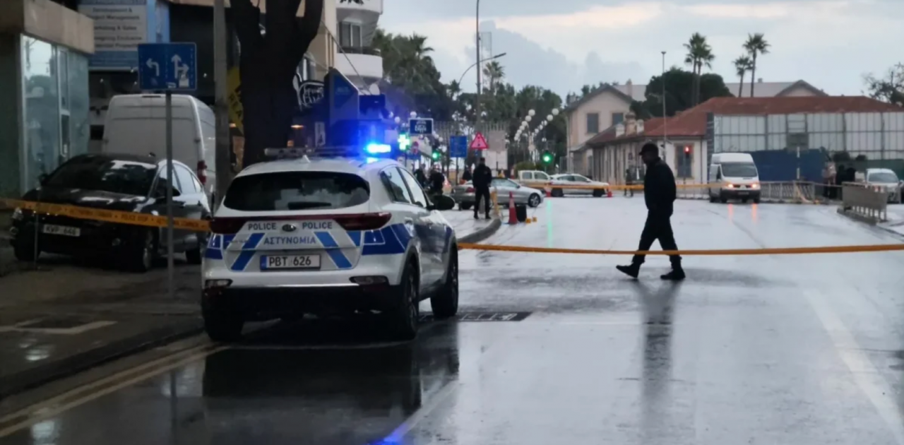 Συναγερμός στη Λάρνακα: Πυροβολισμοί και ανθρωποκυνηγητό δίπλα στην Αστυνομική Διεύθυνση ...